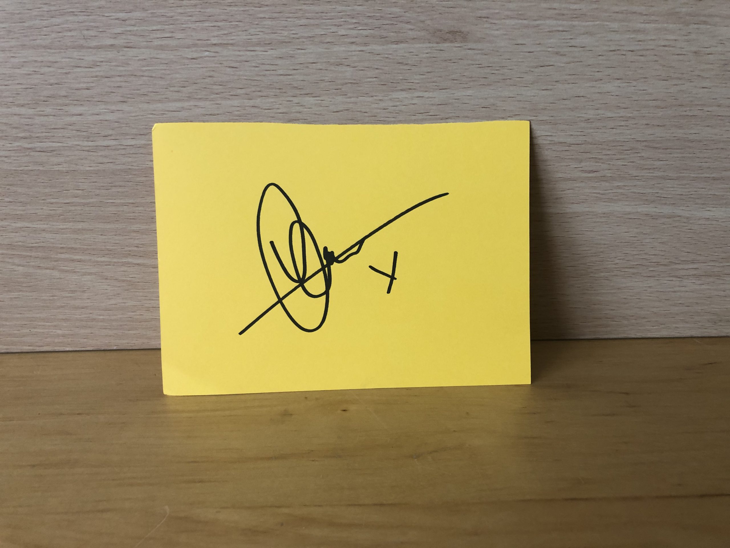 Vicky McClure Signed White Card (Yellow) - Dolbyhome